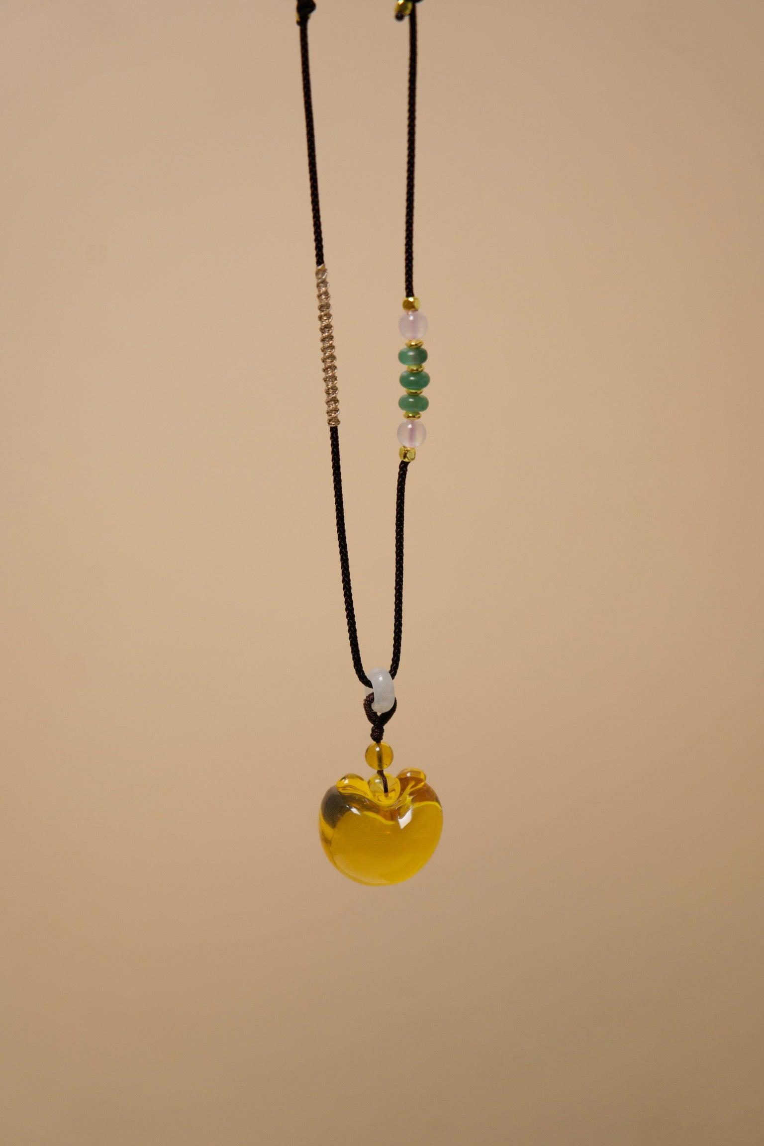 Burmese Amber Pendant - APPLE – IvyBleu.